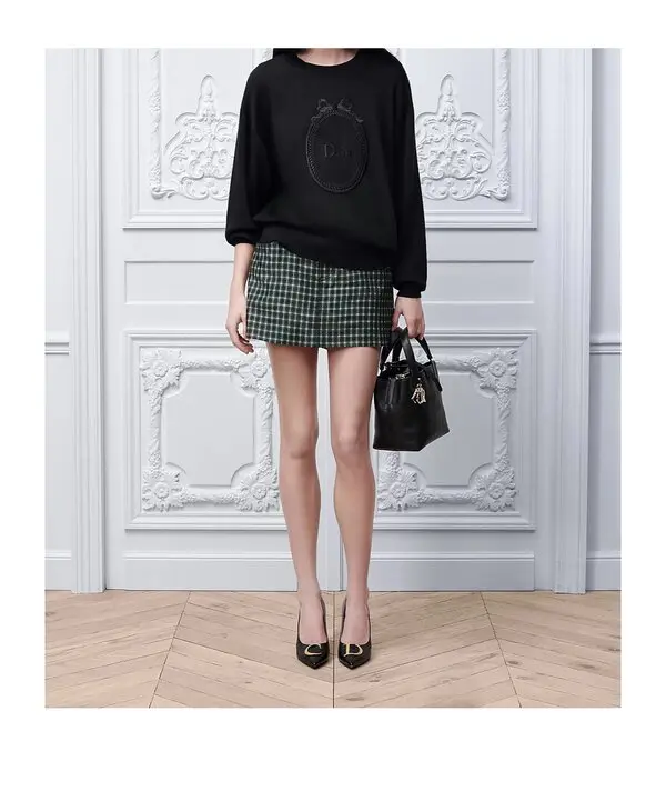 Dior Embroidered Médaillon Sweater - Black