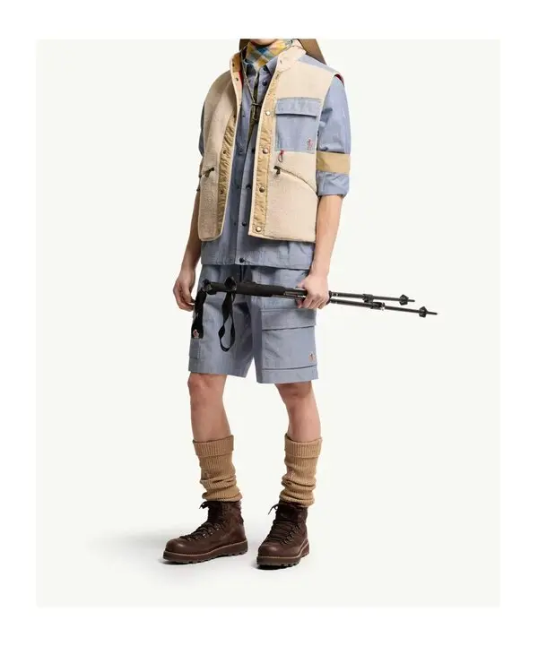 Moncler Logo-patch Button-up Gilet - Light Beige