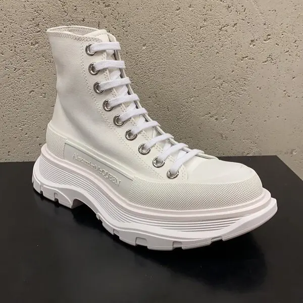 Alexander McQueen Tread Slick Boots - White