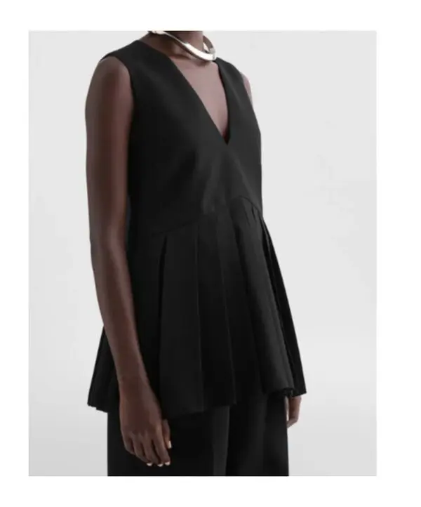 JIL SANDER Gabardine Pleated V-neck Sleeveless Top - Black