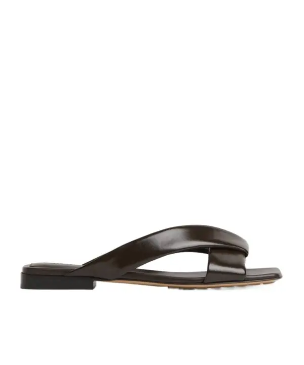 Bottega Veneta Riva Flat Sandals - Fudge