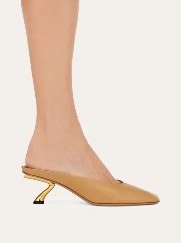FERRAGAMO Square-toe Mules With Sculptural Mid Heel - Camel