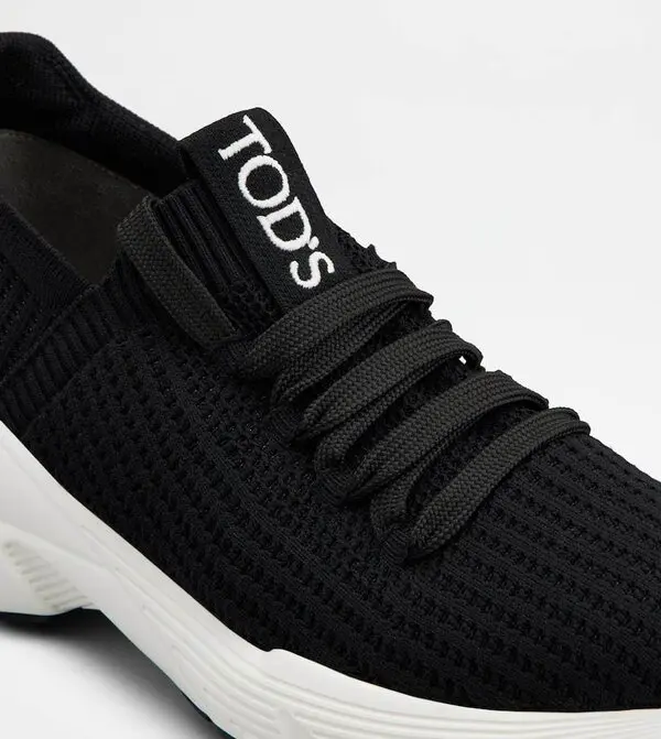 TOD'S Logo Embossed Lace-up Low Top Sneakers