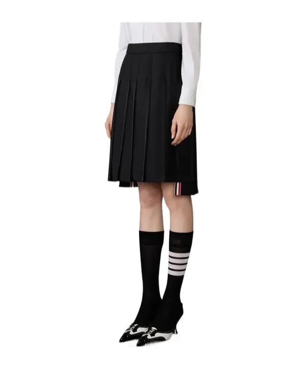 Thom Browne Pleated Midi Skirt With Rwb Detail - Black