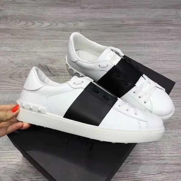 Valentino Garavani Contrast Band Lace-up Sneakers - White