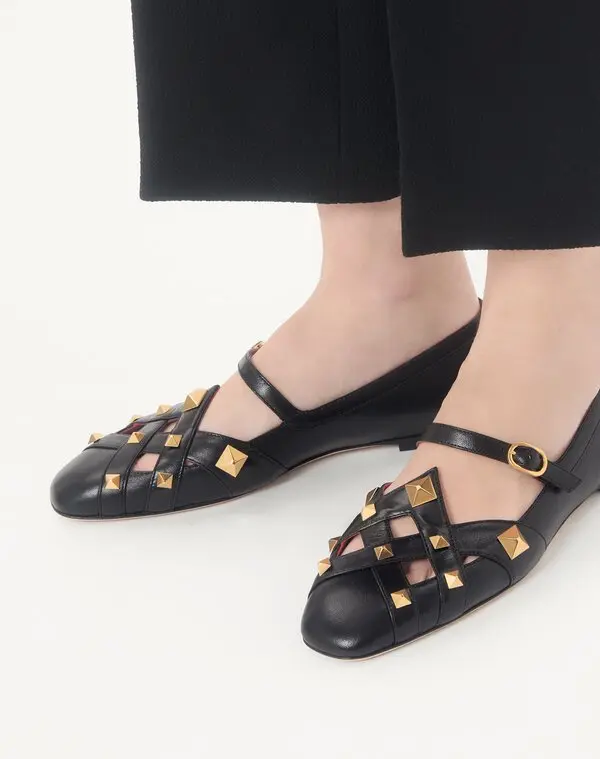 Valentino Garavani Rockstud Pointed Toe Flats