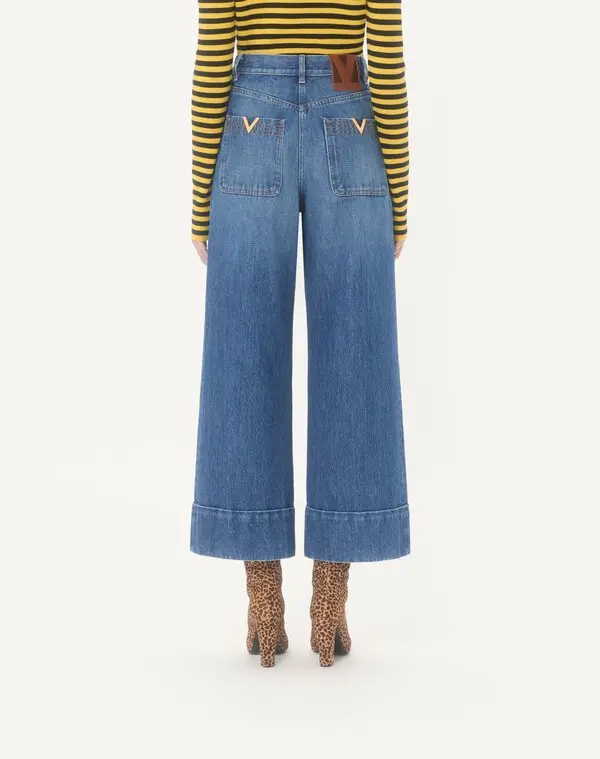 Valentino Garavani Logo Plaque Cropped Jeans - Medium Blue