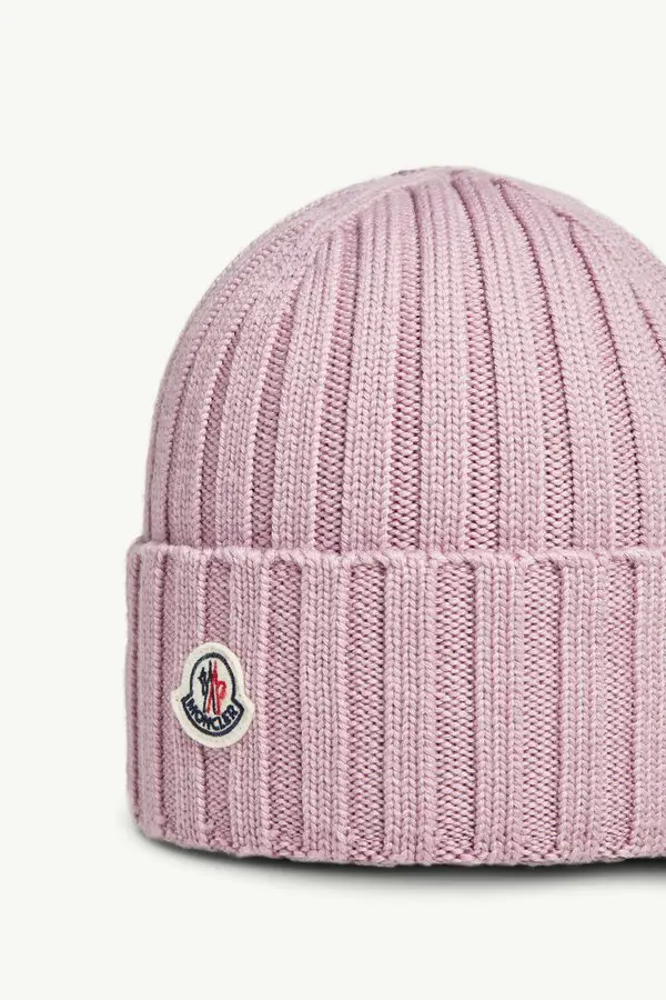 Moncler Logo Patch Ribbed Beanie - Pink