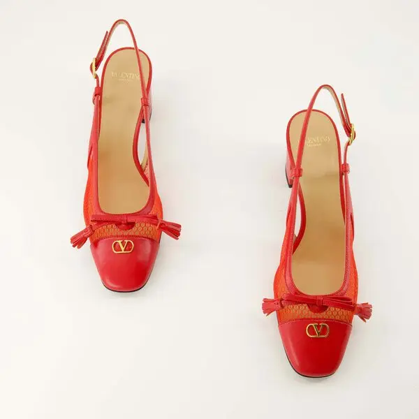 Valentino Garavani Slingback Pumps With Bow Embellishment