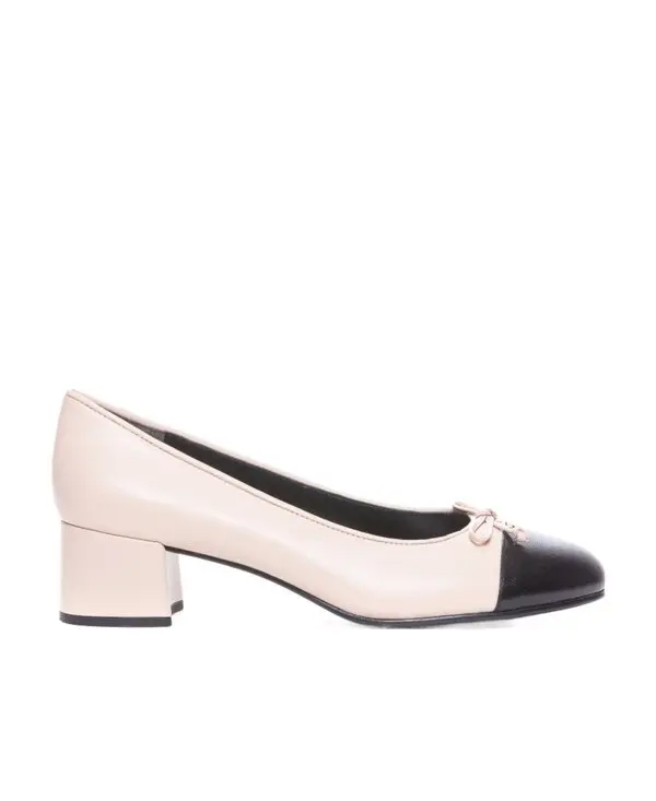 Tory Burch Logo Plaque Round-toe Pumps