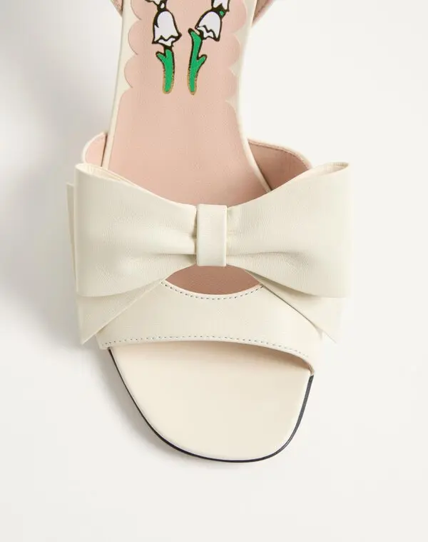 Valentino Garavani Bow Detailed Ankle-strapped Sandals - Ivory