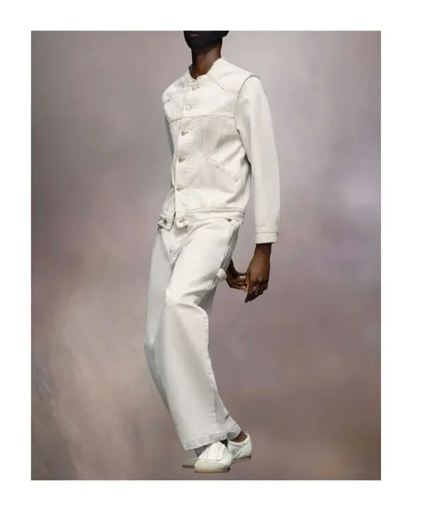 MAISON MARGIELA Collarless Buttoned Denim Jacket - White