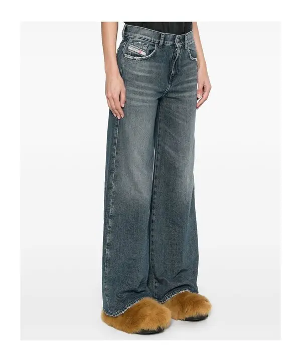 DIESEL® 1978 D-akemi Logo Patch Jeans - Black