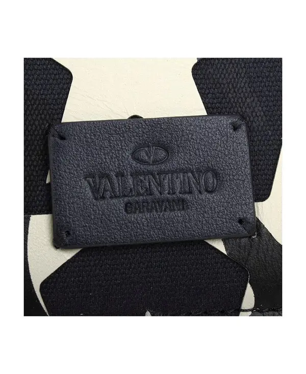 Valentino Garavani Logo Folded Wallet