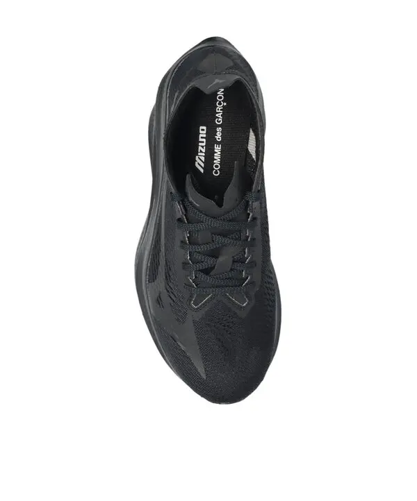 Comme Des Garçons Round Toe Sneakers With Logo Detail - Black