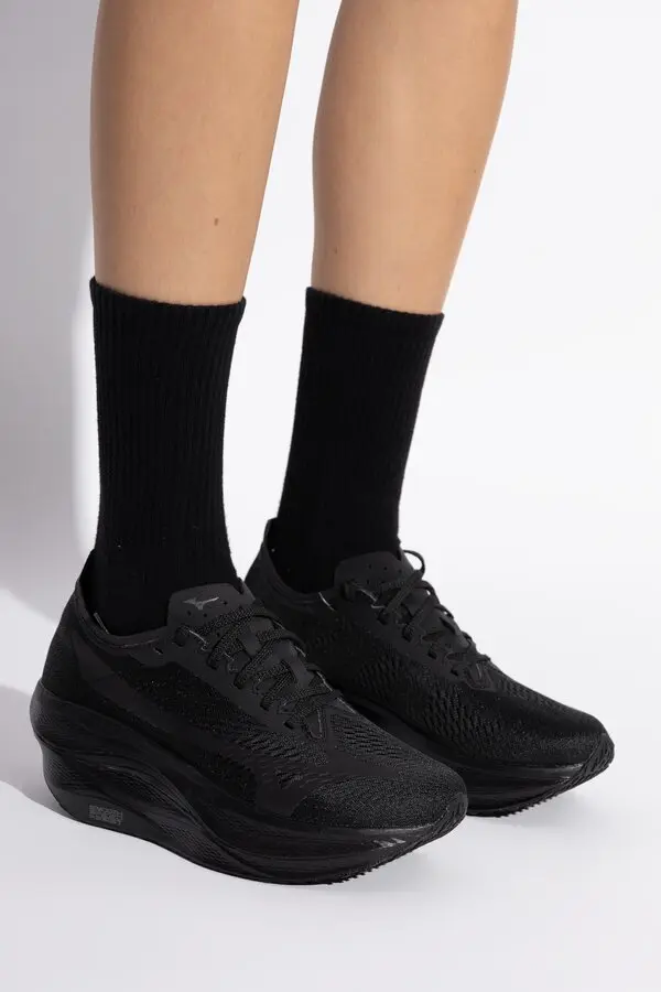 Comme Des Garçons Round Toe Sneakers With Logo Detail - Black