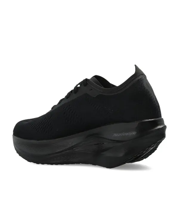 Comme Des Garçons Round Toe Sneakers With Logo Detail - Black