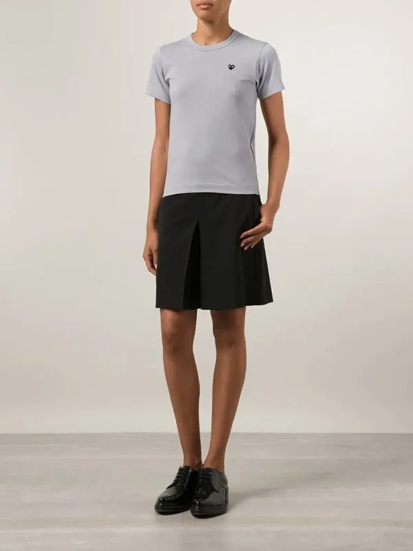 Play Comme Des Garcon Embroidered Heart T-shirt - Gray