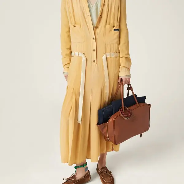 Miu Miu Logo Debossed Zipped Tote Bag - Cognac
