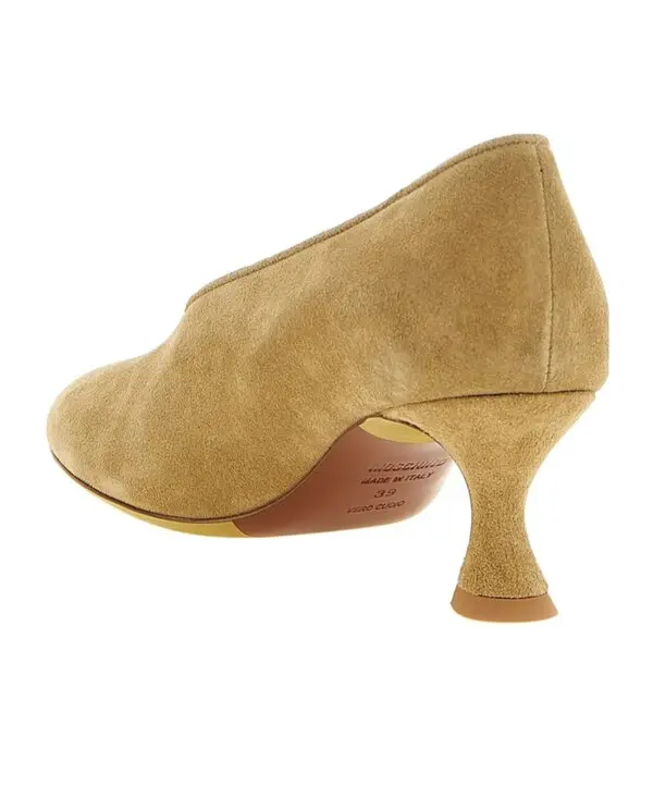 Moschino Duck Pumps