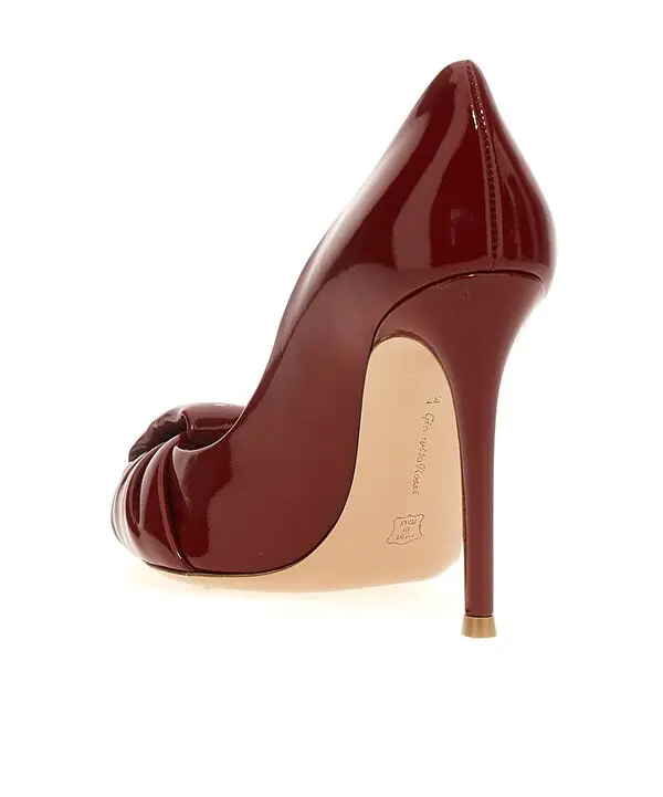GIANVITO ROSSI Nuit Pointed Toe Pumps