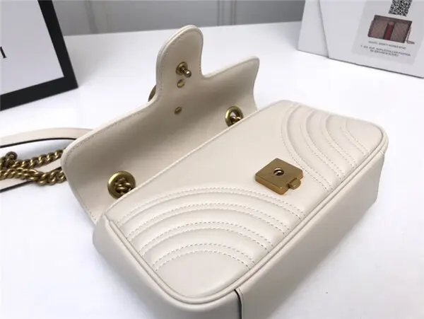 Gucci Gg Marmont Matelassé Mini Shoulder Bag - White