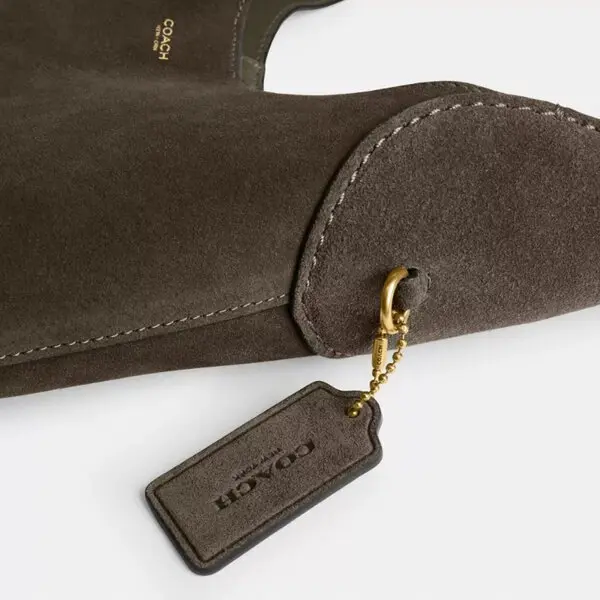 COACH Brooklyn 28 Shoulder Bag