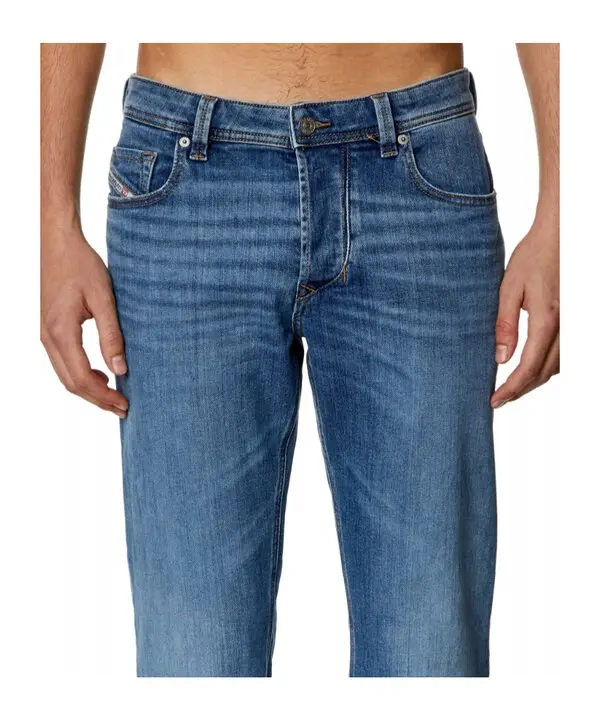 DIESEL® Larkee-beex Mid-rise Tapered Jeans - Blue