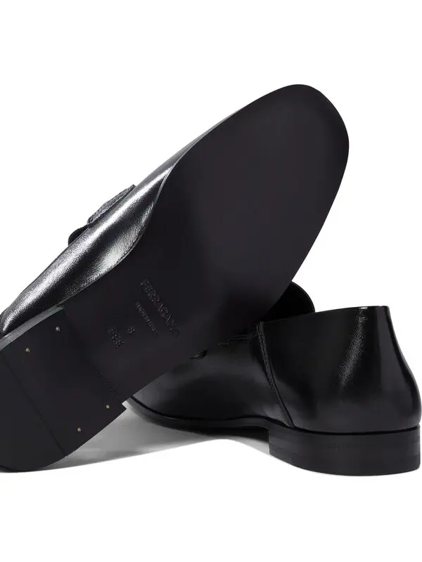 FERRAGAMO Gancini Loafers - Black