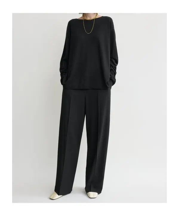 TOTEME Round Neck Long Sleeve Sweater
