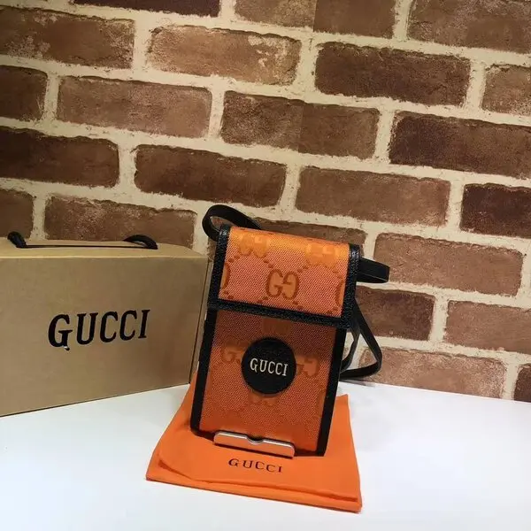 Gucci Off The Grid Gg Supreme Phone Pouch