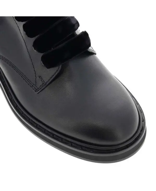 ROGER VIVIER Embellished Lace-up Ankle Boots