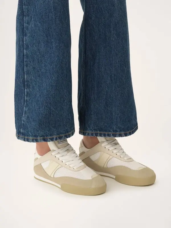 Chloé Kick Lace-up Sneakers With Embossed Logo - Nude
