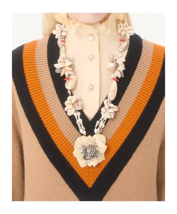 Valentino Garavani Wool Jumper With V-neck And Graphic Print - Nude