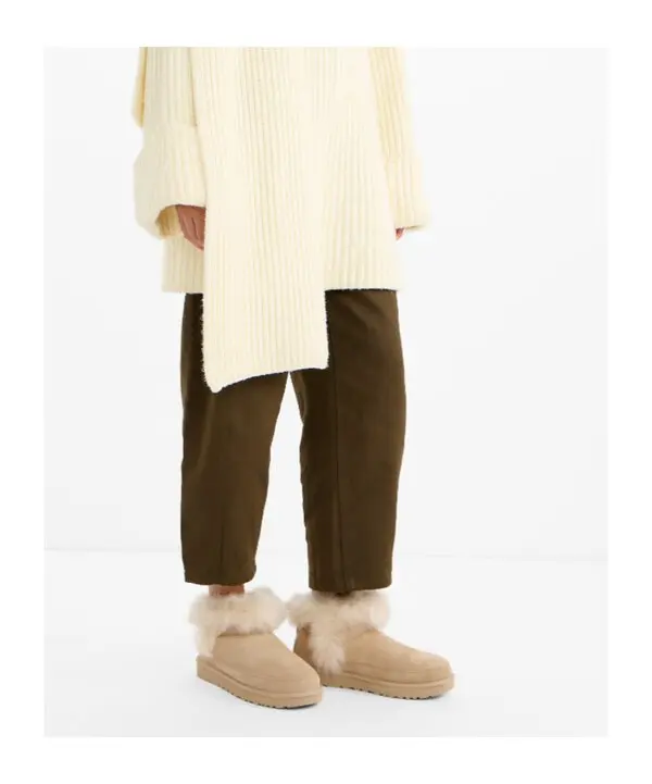 UGG Classic Ultra Mini Chalet Boots - Nude