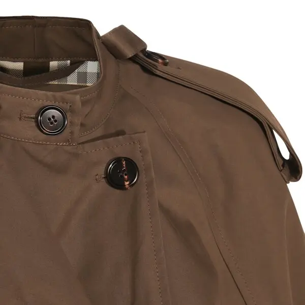 Burberry Double Breasted Trench Jacket With Adjustable Collar Strap - Khaki