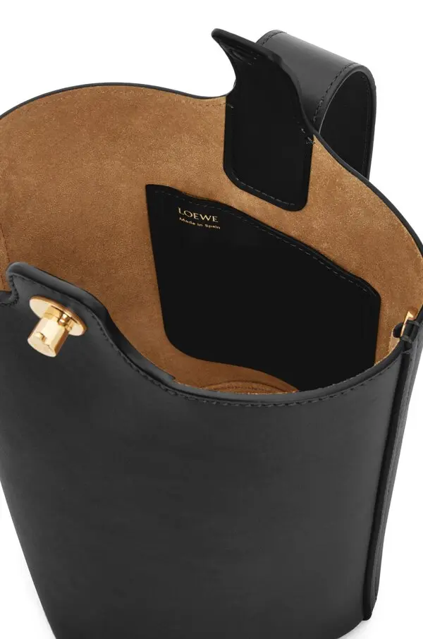 Loewe Mini Pebble Bucket Bag In Mellow Calfskin - Black