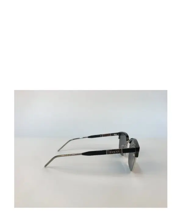 Gucci Logo Embellished Sunglasses - Purple