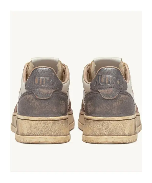 AUTRY Medalist Lace-up Sneakers - Nude