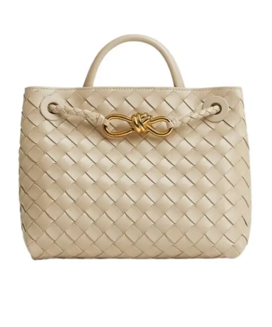 Bottega Veneta Andiamo Small Tote Bag - Natural