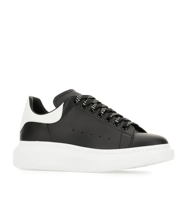 Alexander McQueen Oversized Lace-up Sneakers - Black
