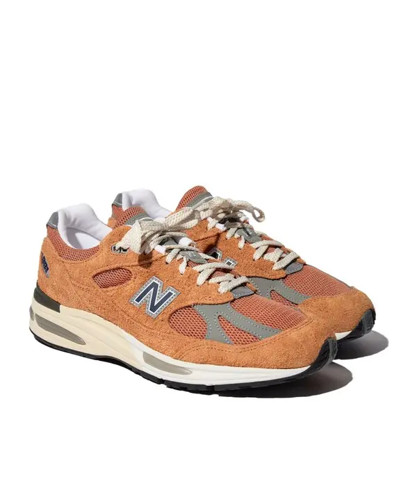 NEW BALANCE 991v2 Lace-up Sneakers - Multicolor