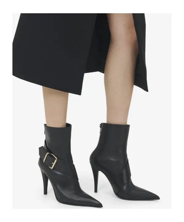 Alexander McQueen Heron Buckle Ankle Boots - Black