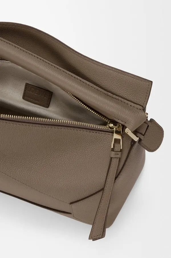 Loewe Medium Puzzle Edge Bag In Soft Grained Calfskin - Multicolor