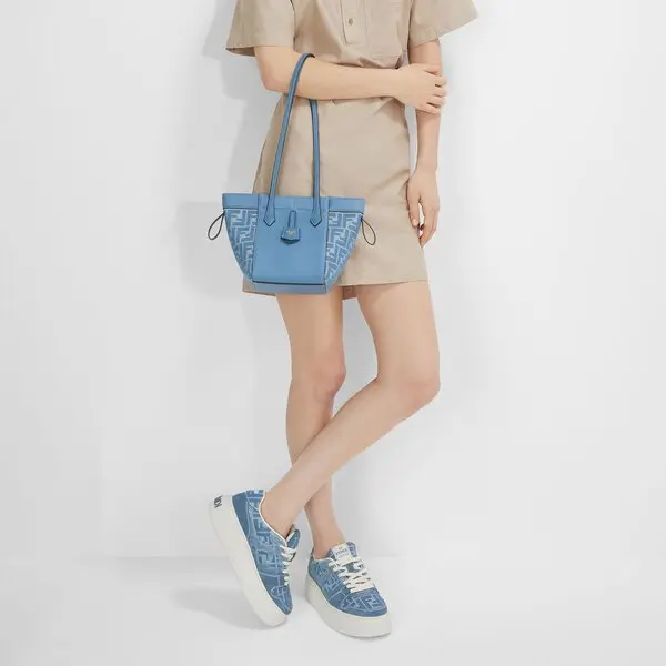 Fendi Match Panelled Low-top Sneakers - Light Blue