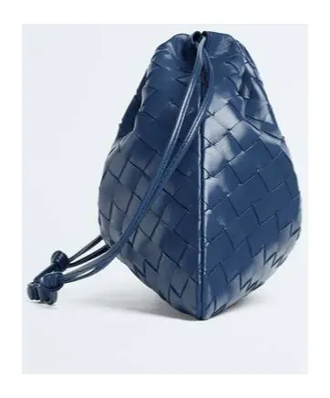Bottega Veneta Intrecciato Drawstring Shoulder Bag - Blue