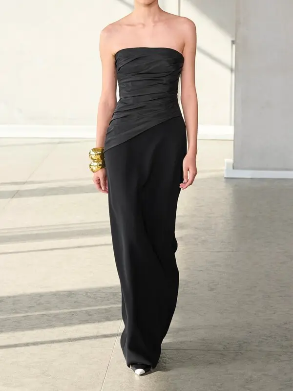 Carolina Herrera Strapless Ruched Gown