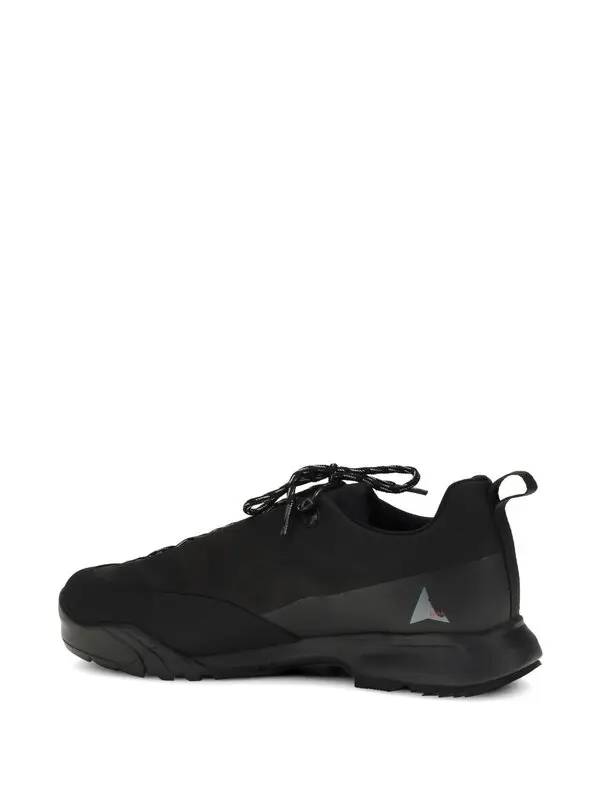 ROA Cingino Technical Low-top Sneakers - Black