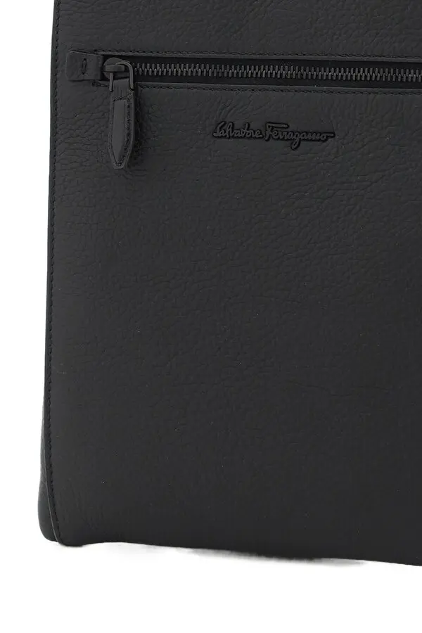 FERRAGAMO Logo-plaque Messenger Bag