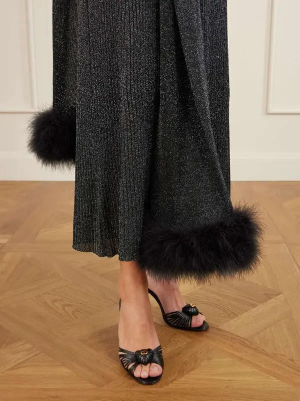 Valentino Garavani Long Sleeve V-neck Knit Dress